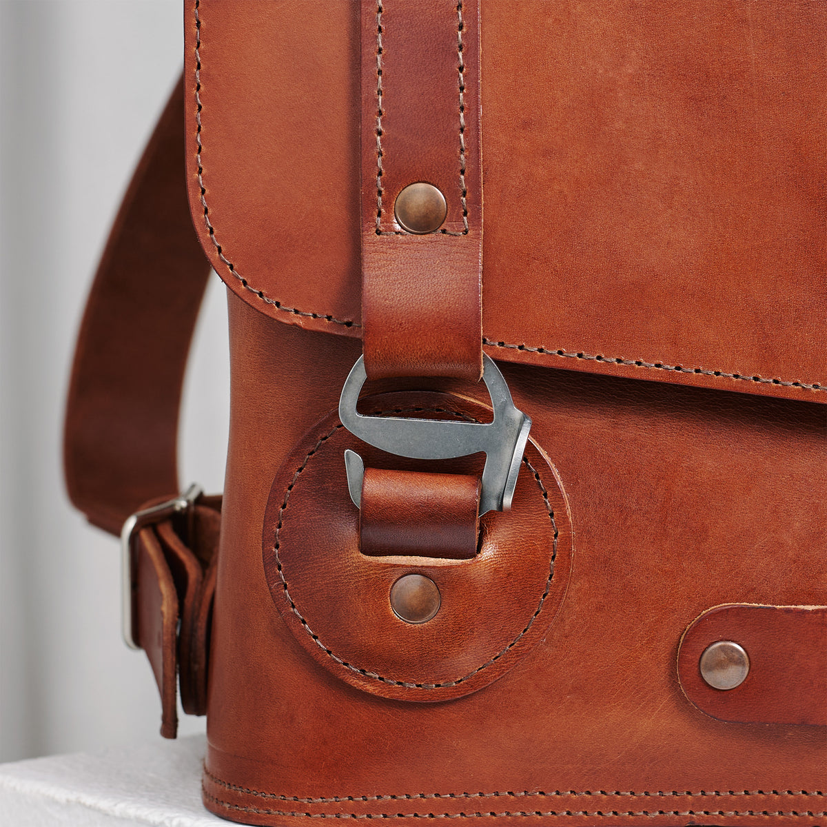 Brown Small Leather Backpack – Made in Finland – KASPERI
