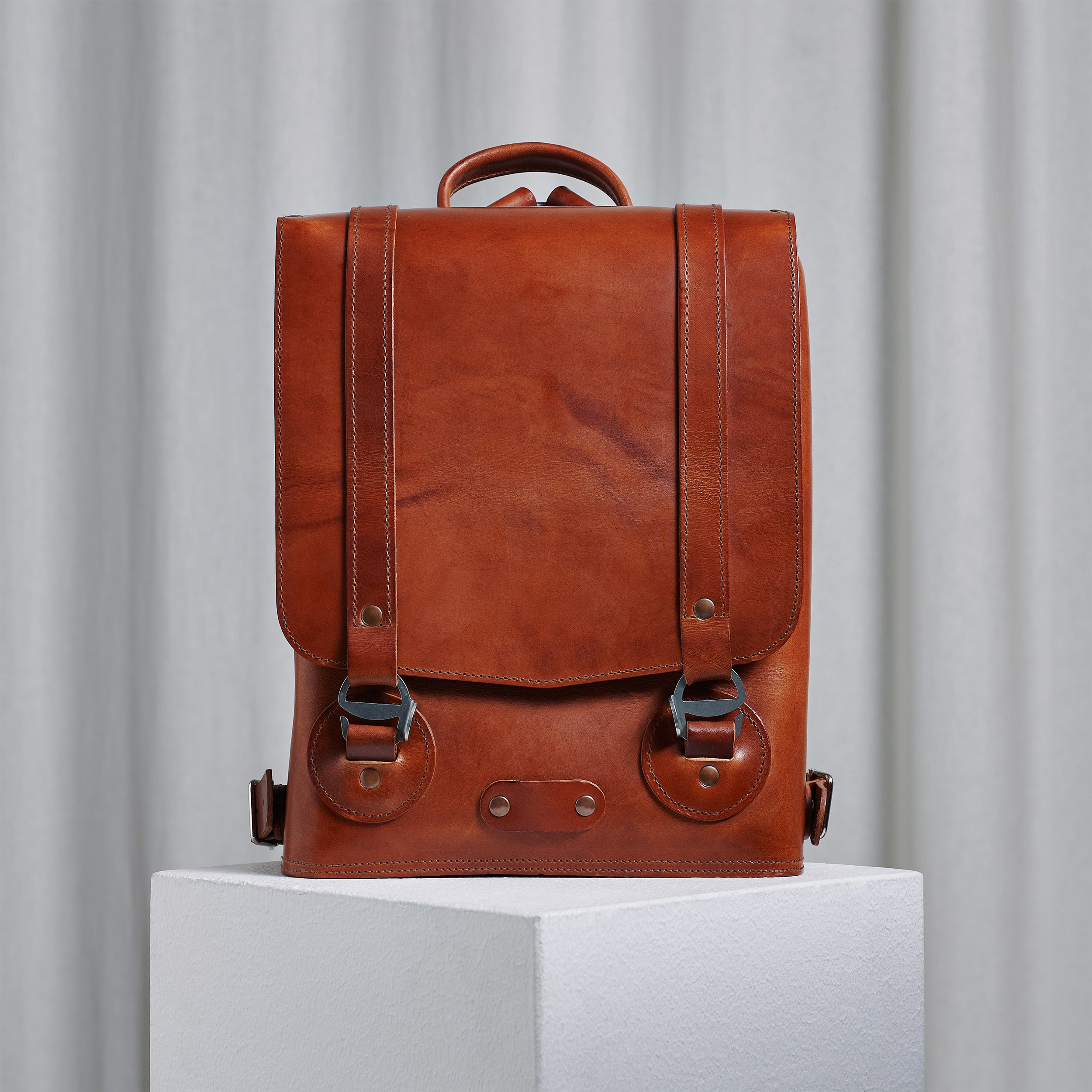 Brown Small Leather Backpack – Made in Finland – KASPERI