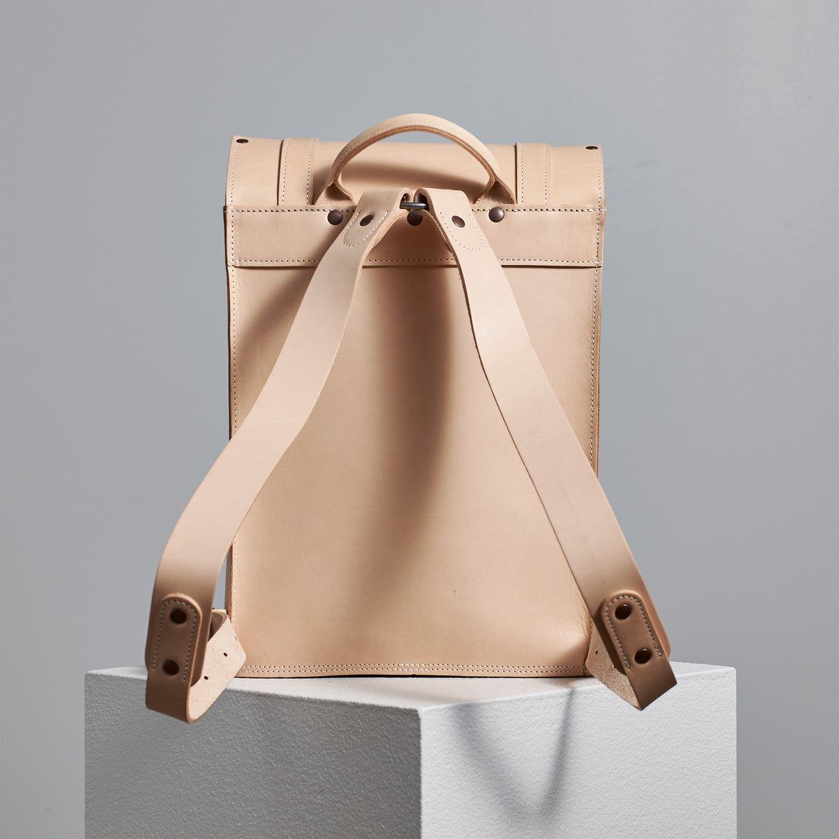 Originals: Small Backpack – Ivory – KASPERI